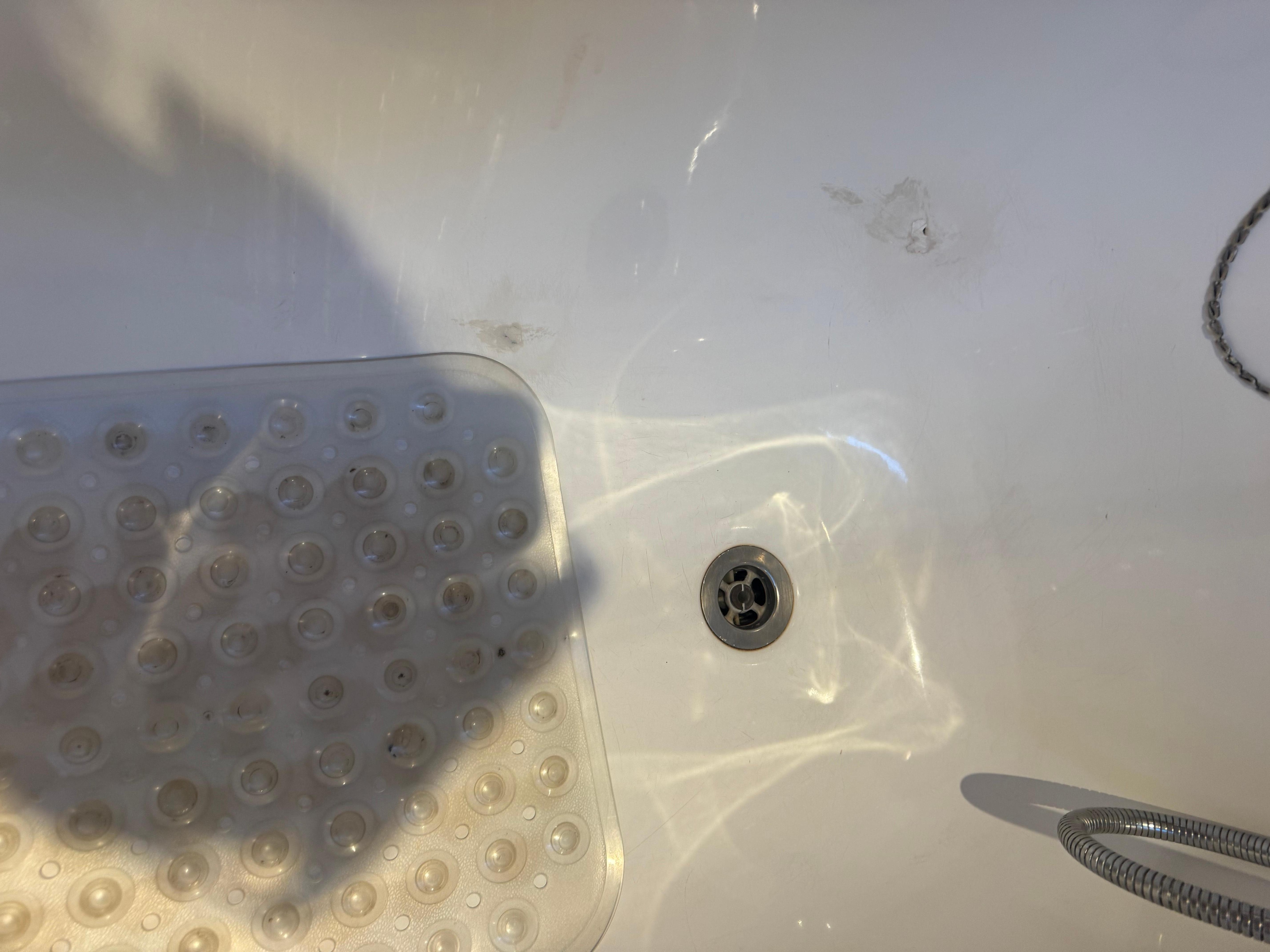 Bath too old and dirty to use. 