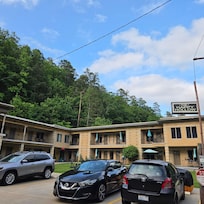 Daytime front view.