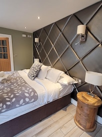 Thyme King Size bedroom.