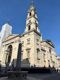 Next to St Stephen’s basilica