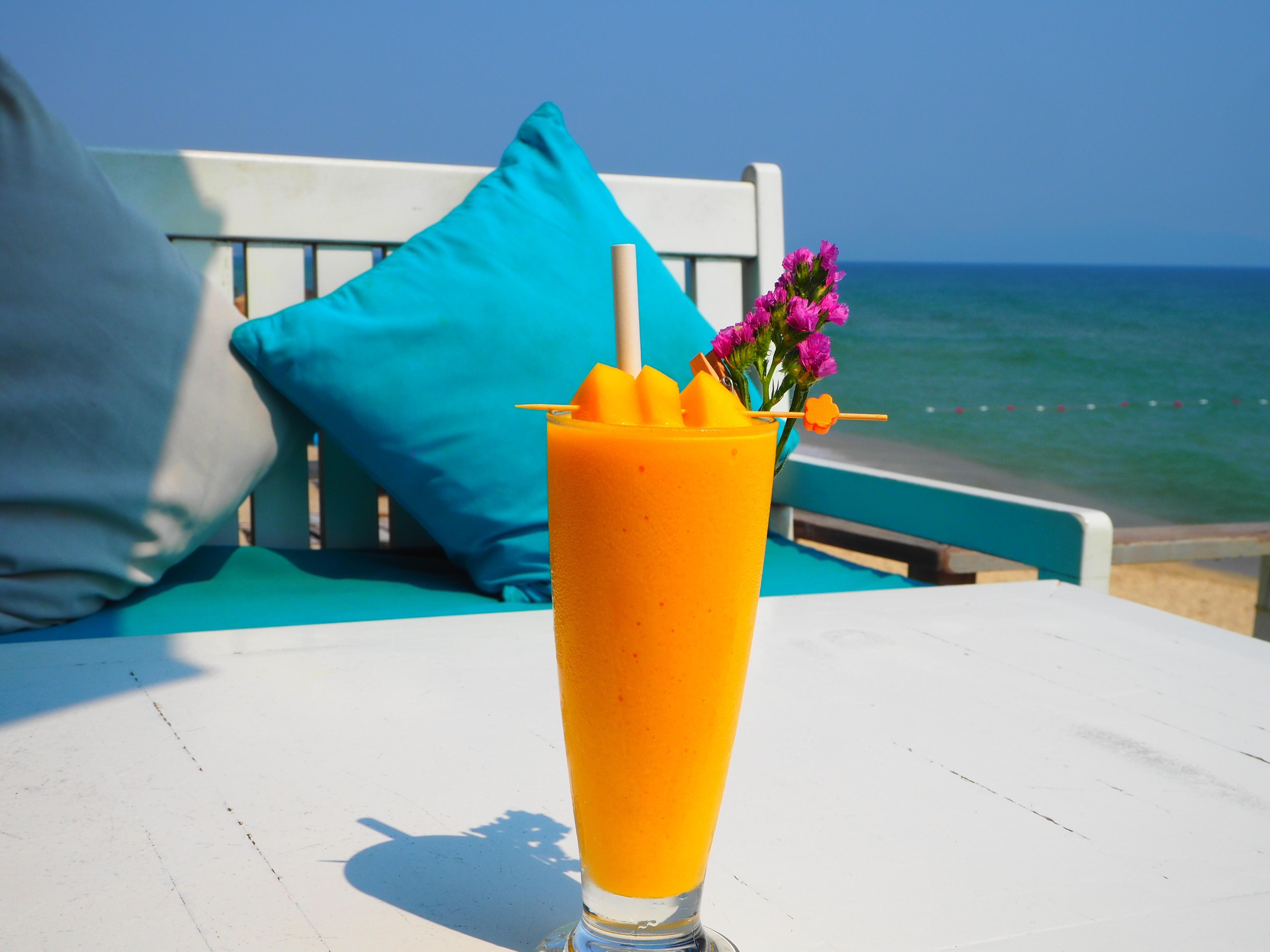 アンパンビーチのTHE DECK HOUSE