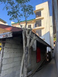 Walk down this laneway